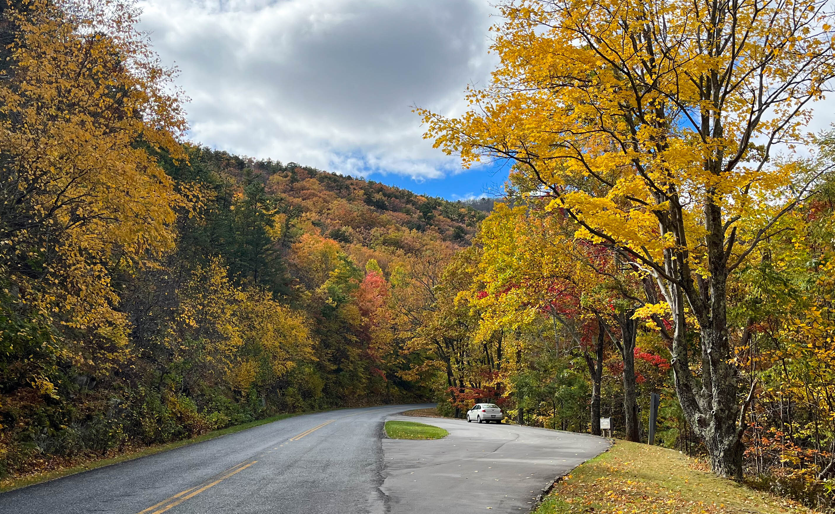 55 miles of Blue Ridge Parkway reopens as Yellowstone preps for winter ...